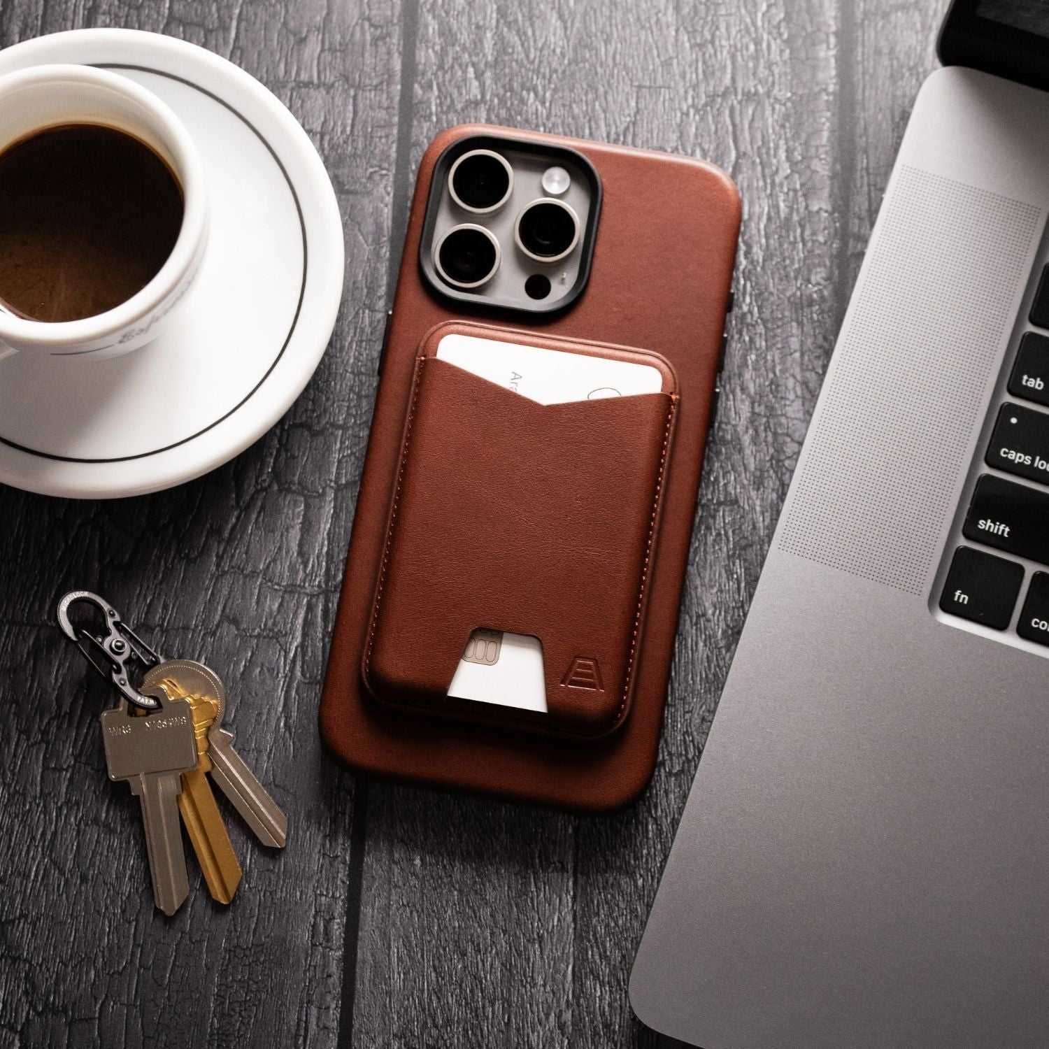 How Many Cards Fit in MagSafe Wallet? Complete Guide – Andar