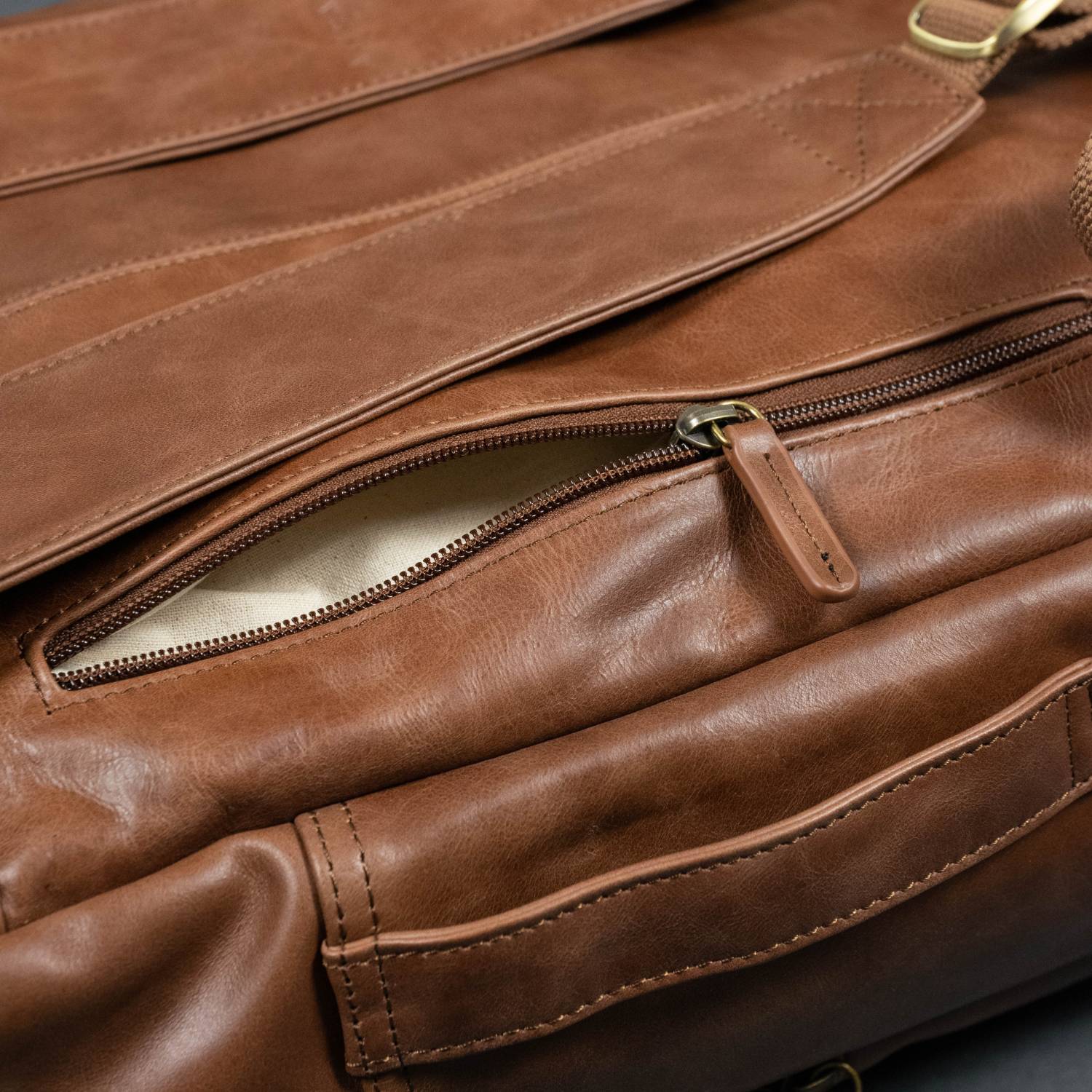Leather Laptop Backpack | The Manhattan | Andar