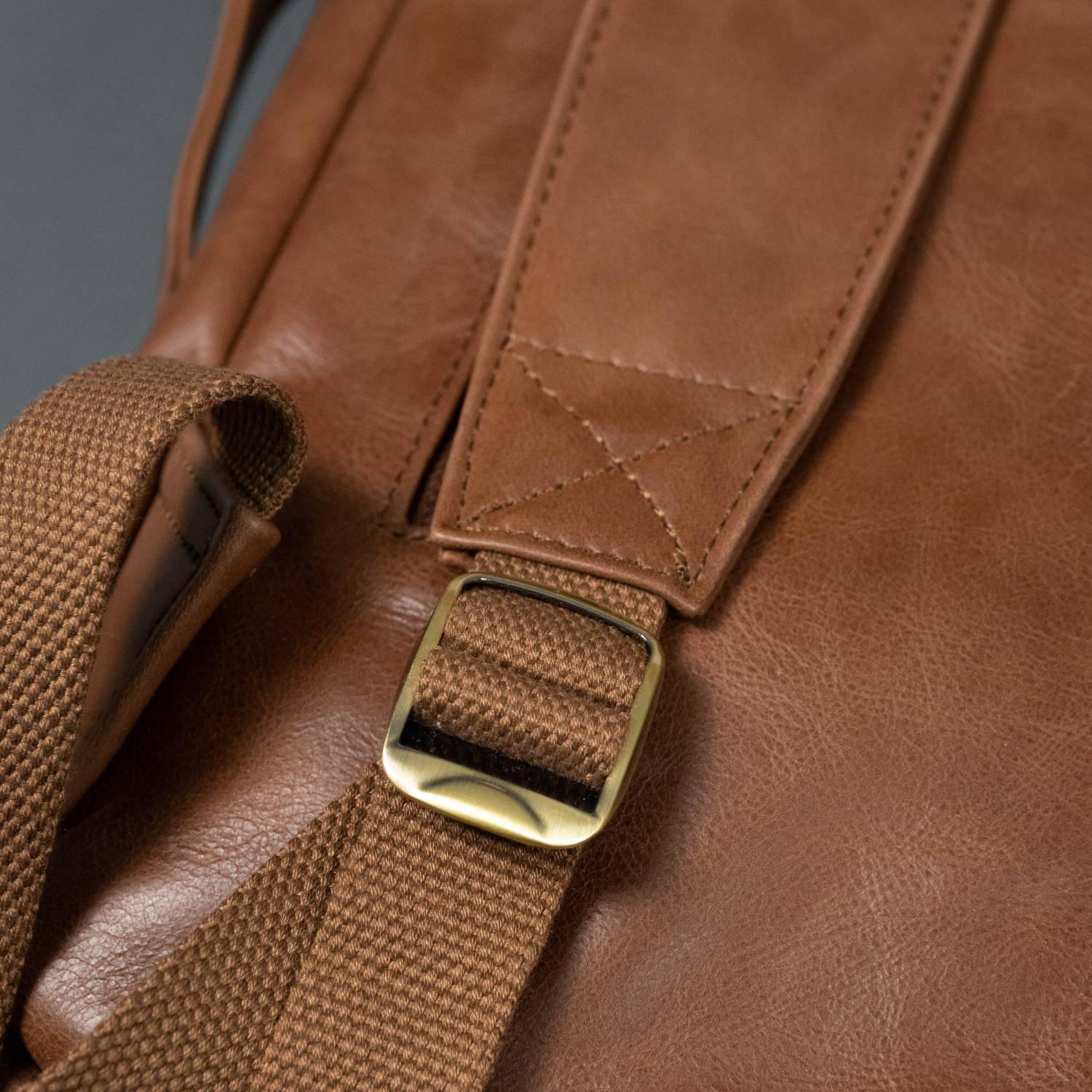 Leather Laptop Backpack | The Manhattan | Andar