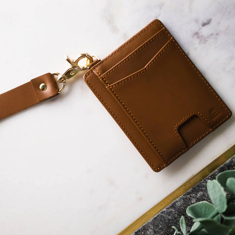 Best Wristlet Wallets: Style Meets Functionality – Andar