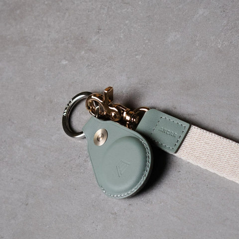 How to Attach AirTag to Wallet: A Step-by-Step Guide – Andar